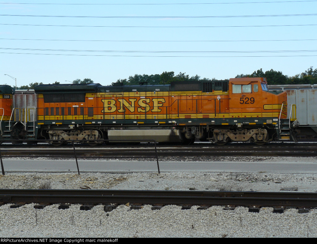 BNSF 529
